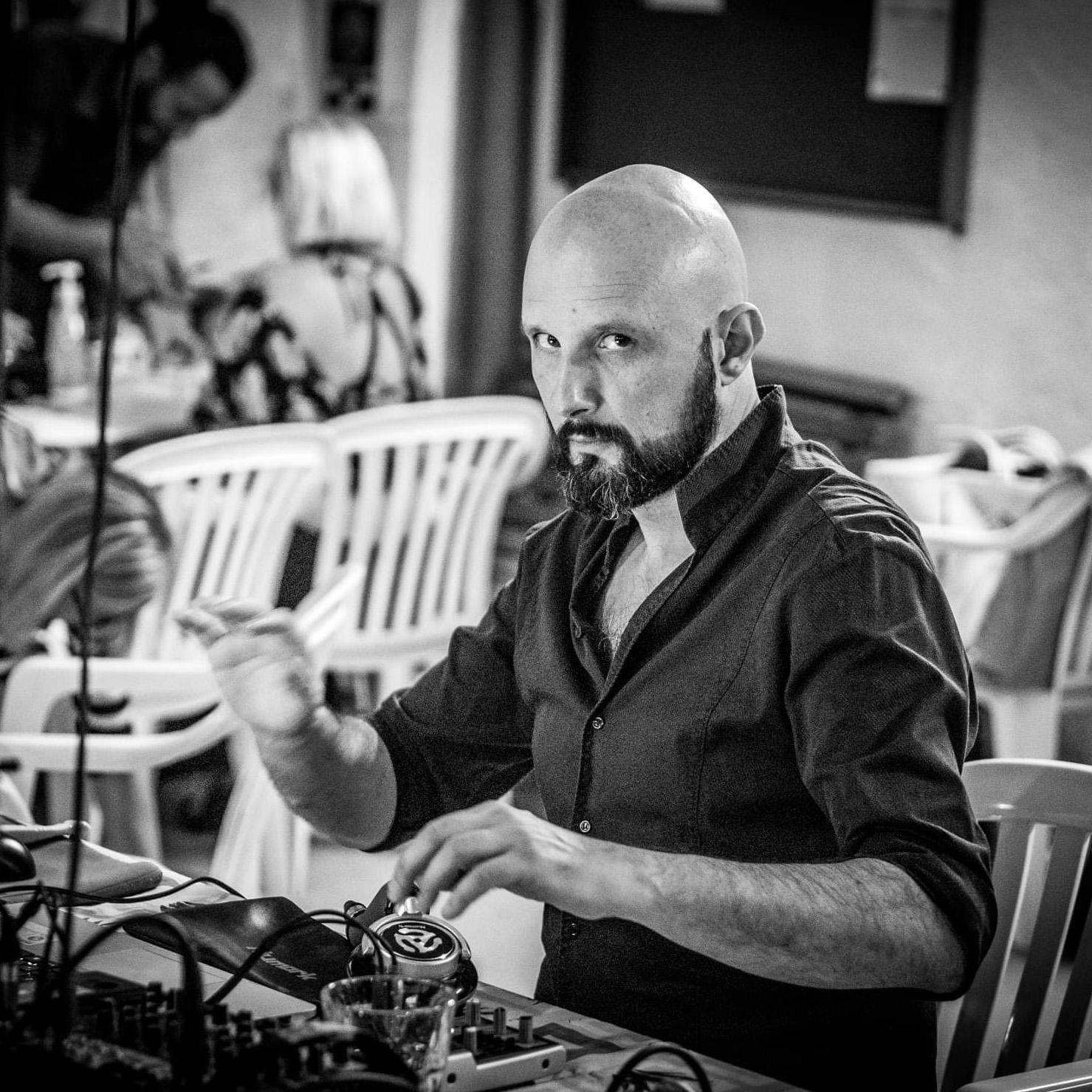 Carlo Carcano (IT) | viennacallingtangomarathon.com